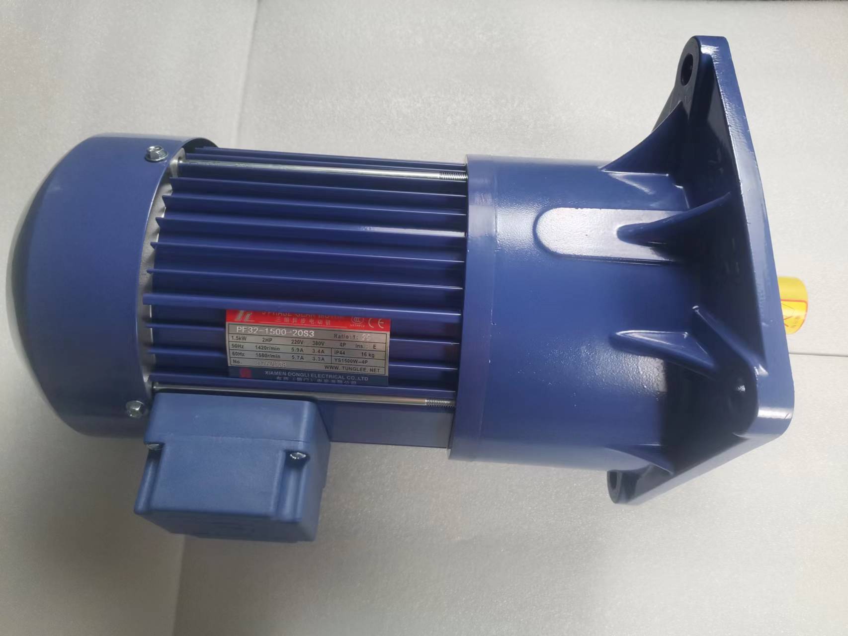 厦门东历电机pf28 0750 25s3东历ys750w 4p自动化减速电机